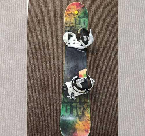 Сноуборд с креплениями Salomon 150 см, на рост 162-175 см.   BlakcFire M