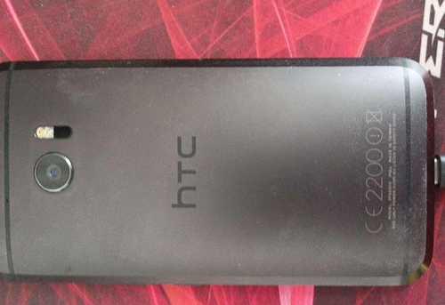 Телефон HTC One