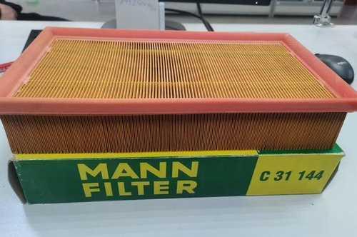 Фильтр воздушный C31144 mann MB W124 M104