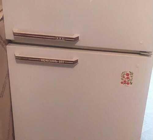 Холодильник, юрюзань 207