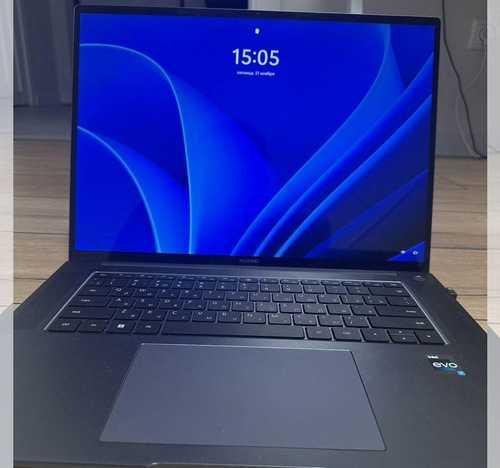 16" HUAWEI MateBook 16S CREFG-X, Core i7, RAM 16 ГБ, 1024 ГБ, Intel Iris Xe Graphics