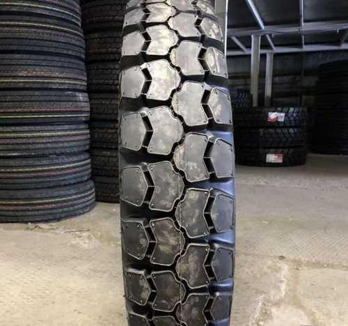 Шина Омская У-2 8.25 R20 (240/508) 10сл 125/122J
