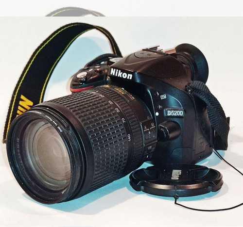 ФоФотоаппаpат Nikon D5200 в комплекте с фотооборуд