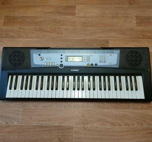 Синтезатор yamaha PSR-E 213