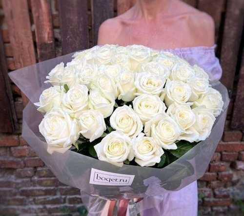 Букет из ароматных: роза белая, высота 60см