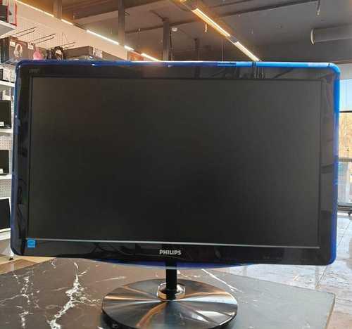 Монитор 18.5" Philips 197E3L 1366x768