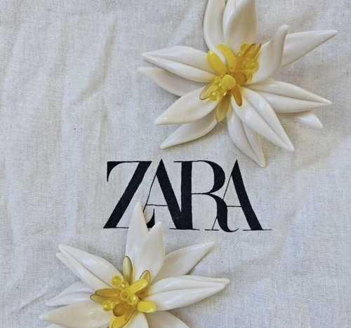 Серьги цветы zara