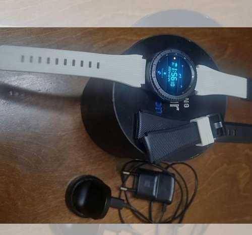 Смарт часы samsung gear s3 frontier