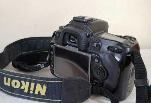Фотоаппарат зеркальный Nikon D90 body