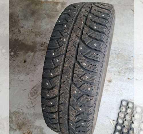 Bridgestone Ice Cruiser 7000 185/65 R15