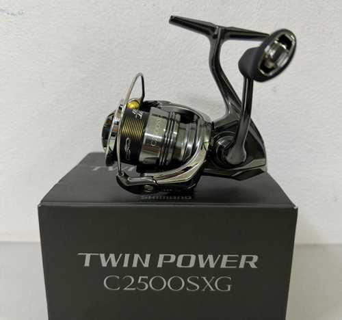 Shimano 24 Twin Power C2500SXG