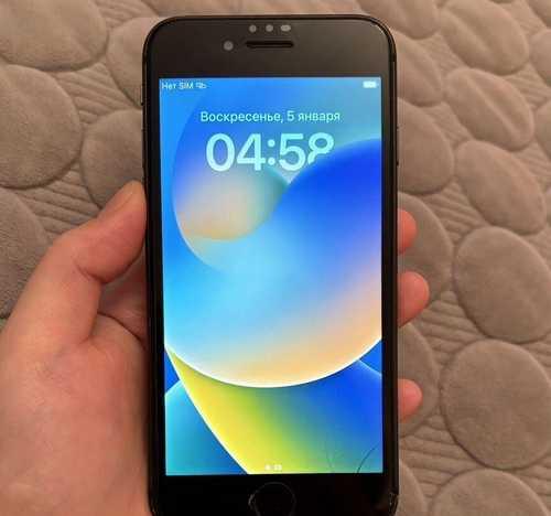 iPhone 8, 64 ГБ