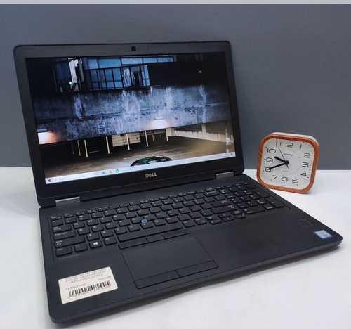 Ноутбук Dell Latitude E5570