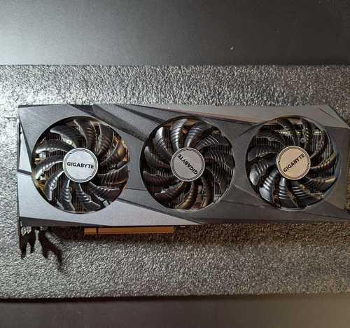 Видеокарта AMD Radeon RX6700xt