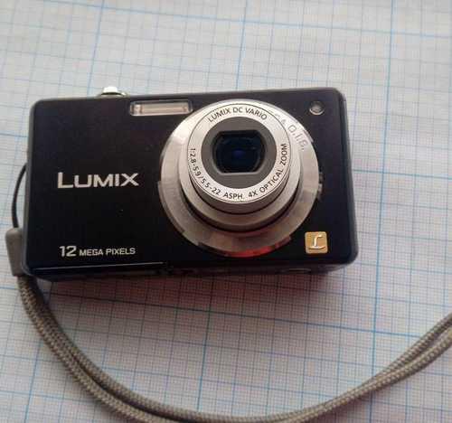 Компактный фотоаппарат Panasonic Lumix DMC-FS12