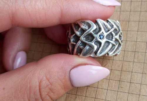 Кольцо ручной работы из серебра с 5 сапфирами 22гр