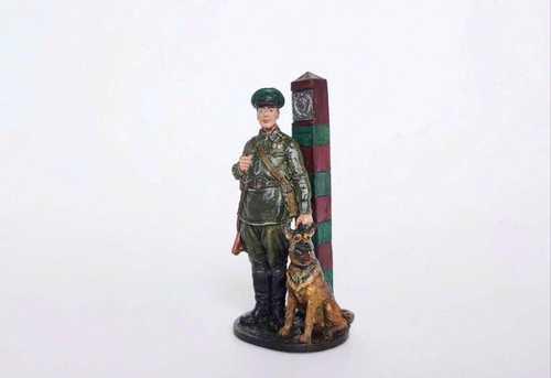 Оловянный солдатик. Пограничник с собакой