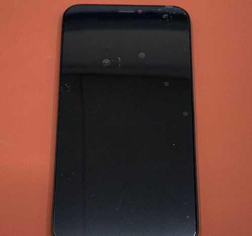 Экран на iPhone Xr