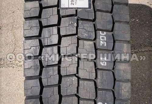 295 80 22.5 Yokohama 704R. Ведущая