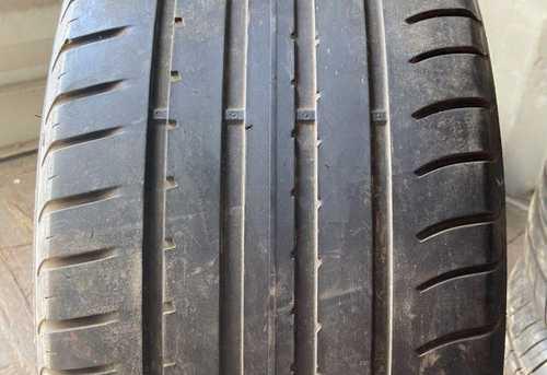 Goodyear EfficientGrip 255/40 R18 95V