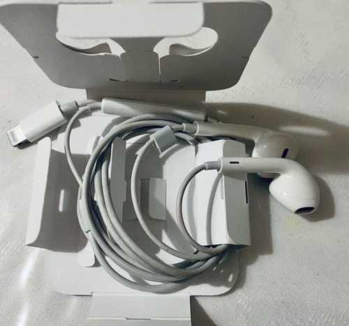 Наушники apple earpods lightning оригинал