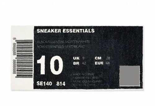 Ковер sneakers essential box