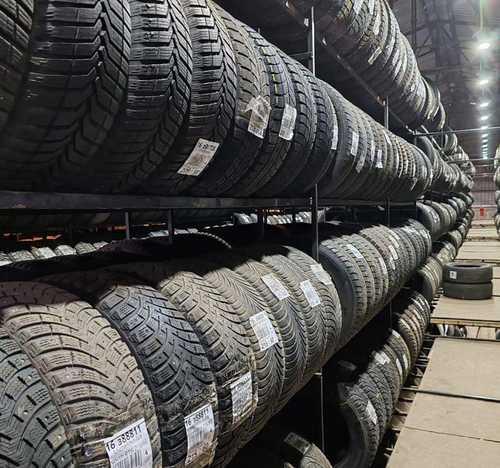 GT Radial Champiro HPY 255/40 R19 96Y