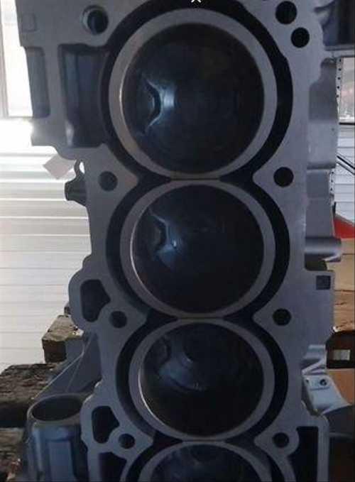 Блок цилиндров в сборе Nissan 2.5 QR25DE