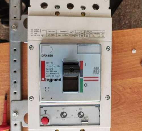 Автоматический выключатель Legrand DPX 630