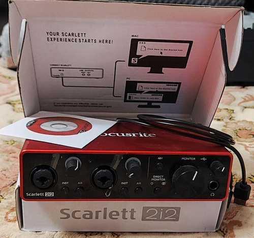 Внешняя звуковая карта focusrite Scarlett 2i2