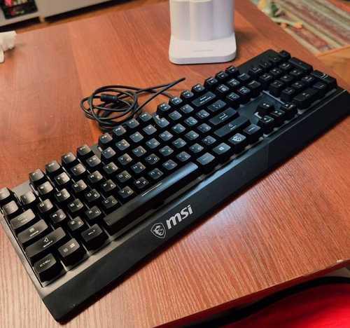 Игровая клавиатура MSI Vigor GK30