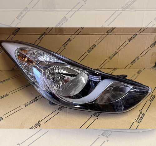 Фара правая Hyundai Elantra 5 MD 921023X020