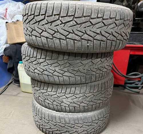 215 65 16 Nokian