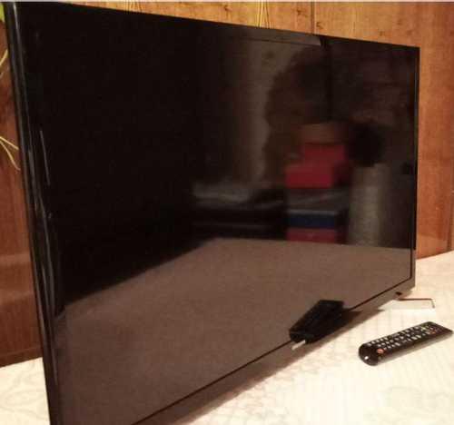 Телевизор Samsung 32 SMART TV