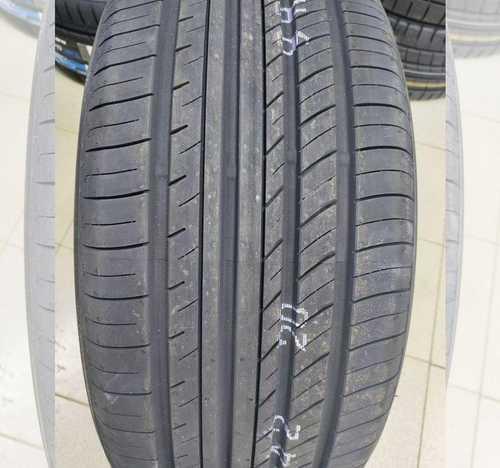 Yokohama Advan dB V552 195/55 R16 87V