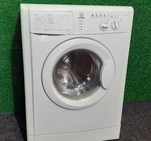 Стиральная машина Indesit wisl102 (до 4.5кг)