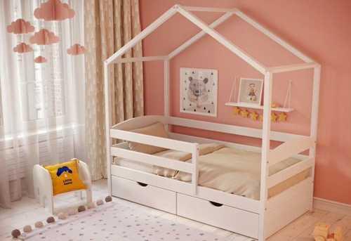 Детская кровать домик из березы