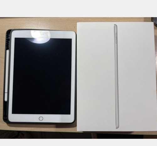 iPad 5 поколения cellular 32гб