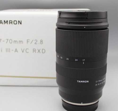 Tamron 17-70mm f/2.8 DI III RXD Fuji (like new)