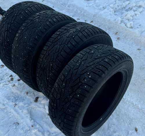 Nokian Tyres Hakkapeliitta 7 215/55 R17 98T