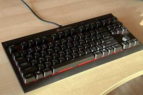 Игровая клавиатура Corsair k63 Cherry MX Red