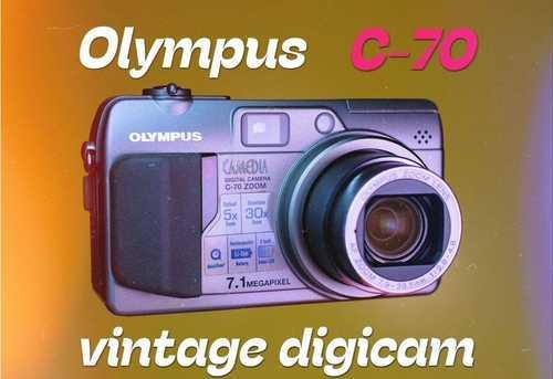 Olympus Camedia C-70 y2k