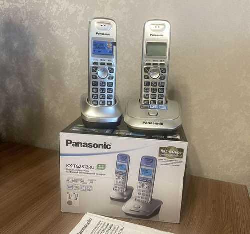 Телефон Panasonic KX-TG2512RU