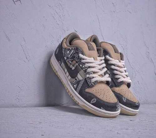 Nike SB Dunk Low & Travis Scott (35 - 45 размеры)
