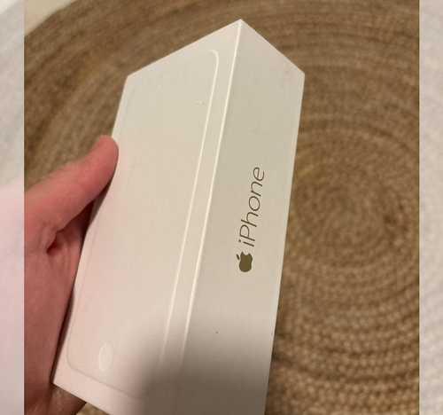 Коробка от iPhone 6 Gold