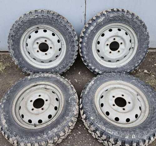 Колеса на ниву Кама Flame M/T 185/75 R16