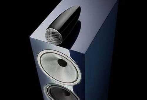 Bowers & Wilkins 702 signature midnight blue