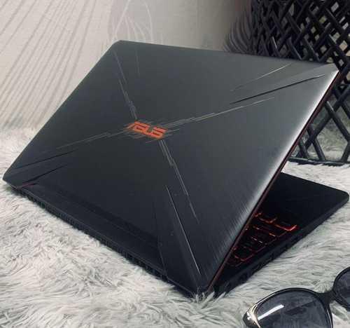 Игровой ноутбук asus