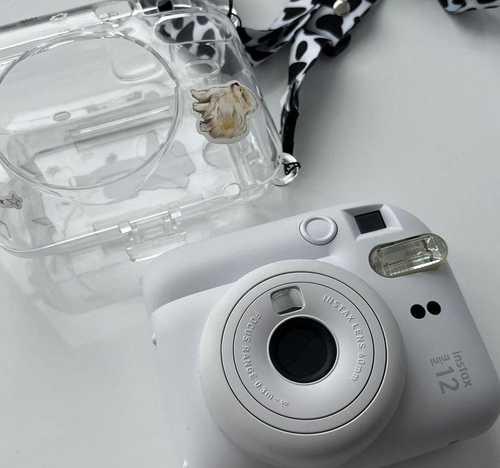 Фотоаппарат моментальной печати Instax Mini 12