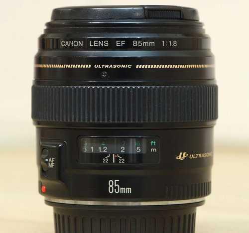 Объектив Canon EF 85mm f 1.8 usm (хороший)